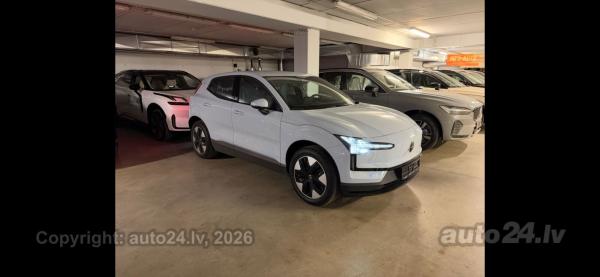 Синий Вольво EX30 2026 в Элва, объемом двигателя 0.00 л и пробегом 10 тыс. км за 31900 €, фото 2 на AUTOMOTO.COM.LV