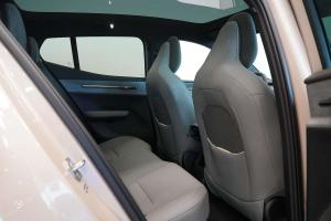 Brown Volvo EX30 2026 in Vilnius, with an engine capacity of 0.00 L and mileage of 10 thousand km for 45900 €, photo 14 on AUTOMOTO.COM.LV