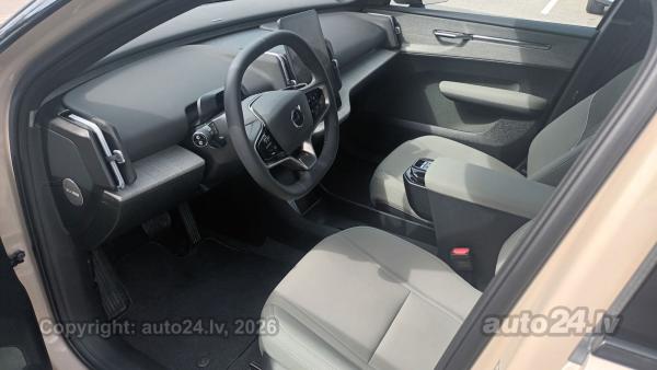 Brown Volvo EX30 2026 in Parnu, with an engine capacity of 0.00 L and mileage of 5 thousand km for 48990 €, photo 6 on AUTOMOTO.COM.LV