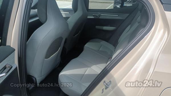 Brown Volvo EX30 2026 in Parnu, with an engine capacity of 0.00 L and mileage of 5 thousand km for 48990 €, photo 8 on AUTOMOTO.COM.LV