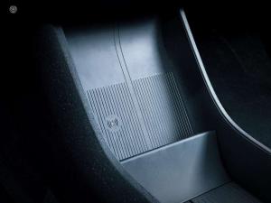 Pelēks Volvo EX30 2025 Kauņa, ar dzinēja tilpumu 0.00 L un nobraukumu 10 tūkst. km par 45900 €, foto 17 vietnē AUTOMOTO.COM.LV