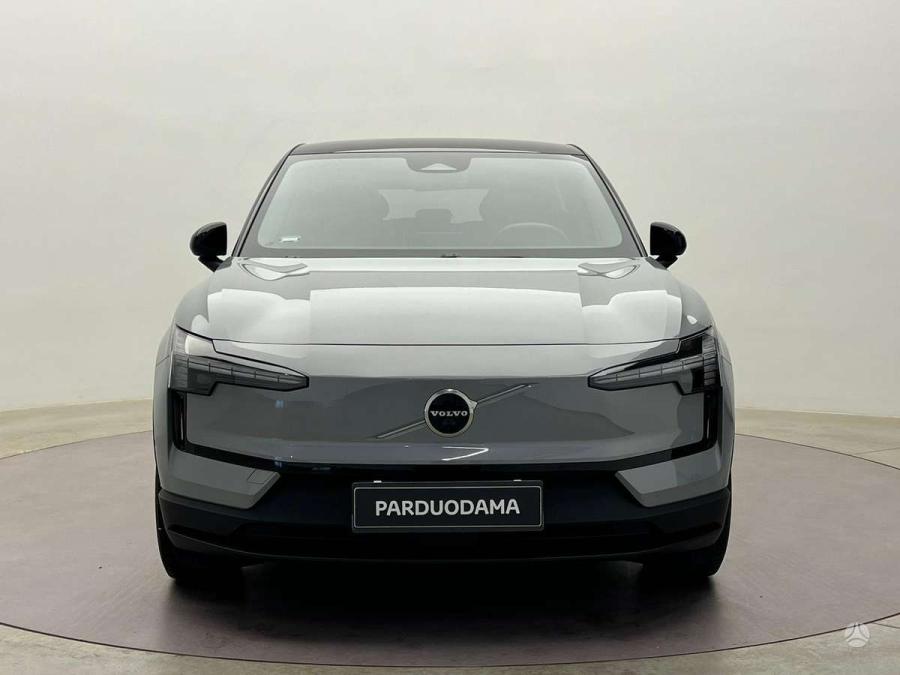 Pelēks Volvo EX30 2025 Panevēža, ar dzinēja tilpumu 0.00 L un nobraukumu 8 tūkst. km par 34490 €, foto 3 vietnē AUTOMOTO.COM.LV