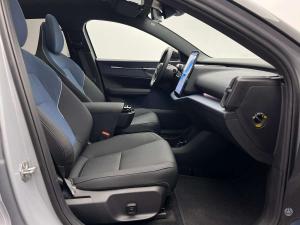 Pelēks Volvo EX30 2025 Panevēža, ar dzinēja tilpumu 0.00 L un nobraukumu 8 tūkst. km par 34490 €, foto 18 vietnē AUTOMOTO.COM.LV
