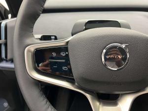 Pelēks Volvo EX30 2025 Panevēža, ar dzinēja tilpumu 0.00 L un nobraukumu 8 tūkst. km par 34490 €, foto 23 vietnē AUTOMOTO.COM.LV