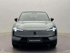 Pelēks Volvo EX30 2025 Panevēža, ar dzinēja tilpumu 0.00 L un nobraukumu 8 tūkst. km par 34490 €, foto 39 vietnē AUTOMOTO.COM.LV