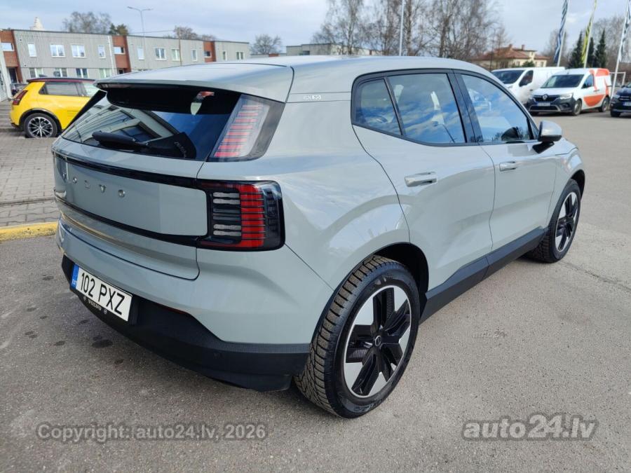 Pelēks Volvo EX30 2024 Tartu, ar dzinēja tilpumu 0.00 L un nobraukumu 33 tūkst. km par 33900 €, foto 3 vietnē AUTOMOTO.COM.LV
