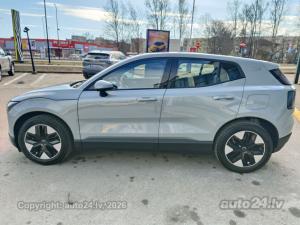 Pelēks Volvo EX30 2024 Tartu, ar dzinēja tilpumu 0.00 L un nobraukumu 33 tūkst. km par 33900 €, foto 6 vietnē AUTOMOTO.COM.LV