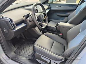 Pelēks Volvo EX30 2024 Tartu, ar dzinēja tilpumu 0.00 L un nobraukumu 33 tūkst. km par 33900 €, foto 9 vietnē AUTOMOTO.COM.LV