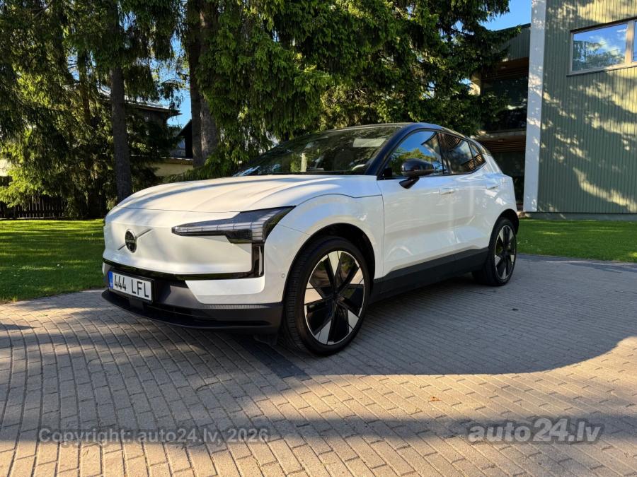 Белый Вольво EX30 2024 в Таллин, объемом двигателя 0.00 л и пробегом 14 тыс. км за 38900 €, фото 1 на AUTOMOTO.COM.LV