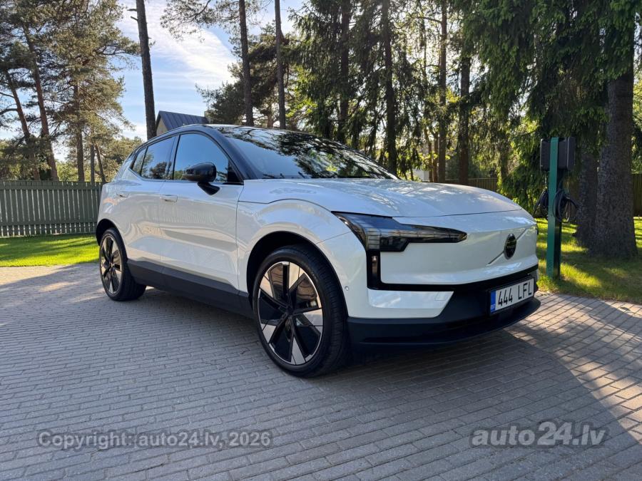 Белый Вольво EX30 2024 в Таллин, объемом двигателя 0.00 л и пробегом 14 тыс. км за 38900 €, фото 4 на AUTOMOTO.COM.LV