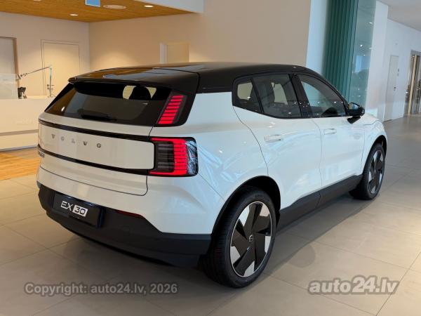 Balts Volvo EX30 2026 Tallina, ar dzinēja tilpumu 0.00 L un nobraukumu 0 tūkst. km par 43990 €, foto 4 vietnē AUTOMOTO.COM.LV