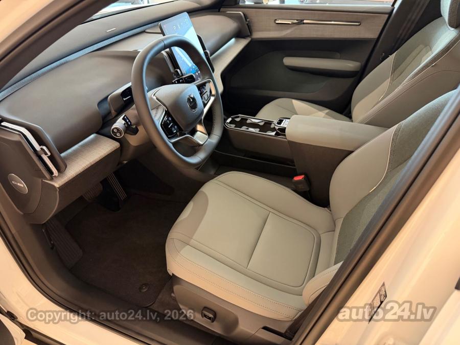 White Volvo EX30 2026 in Tallinn, with an engine capacity of 0.00 L and mileage of 0 thousand km for 43990 €, photo 11 on AUTOMOTO.COM.LV