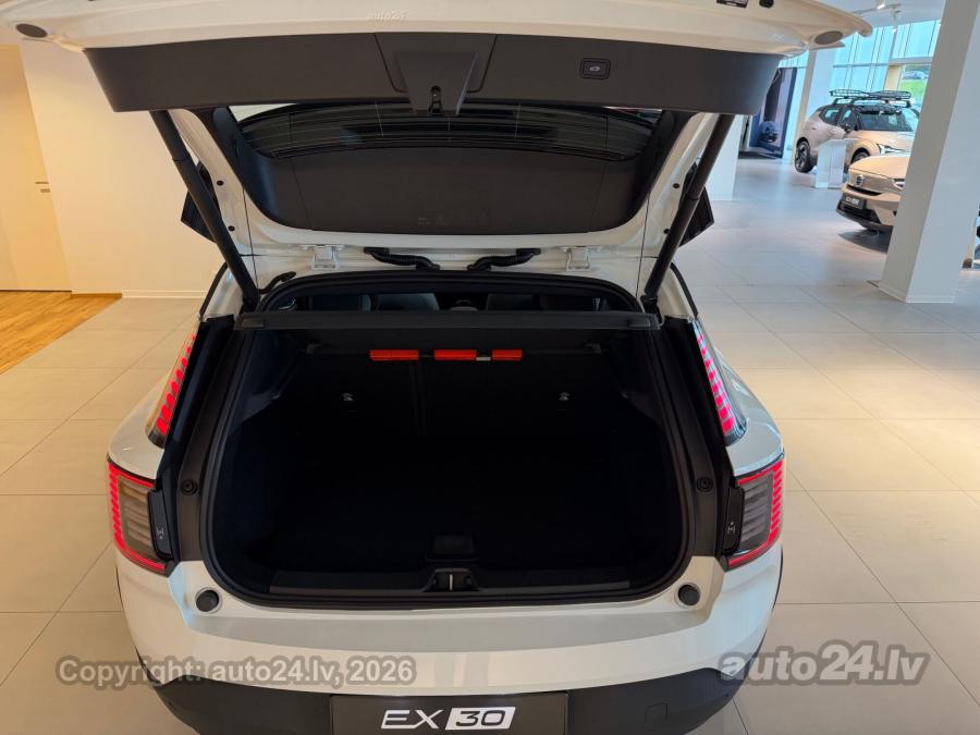 White Volvo EX30 2026 in Tallinn, with an engine capacity of 0.00 L and mileage of 0 thousand km for 43990 €, photo 13 on AUTOMOTO.COM.LV