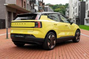 Dzeltens Volvo EX30 2024 Viļņa, ar dzinēja tilpumu 0.00 L un nobraukumu 70 tūkst. km par 32950 €, foto 8 vietnē AUTOMOTO.COM.LV