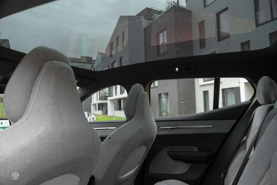 Dzeltens Volvo EX30 2024 Viļņa, ar dzinēja tilpumu 0.00 L un nobraukumu 70 tūkst. km par 32950 €, foto 17 vietnē AUTOMOTO.COM.LV