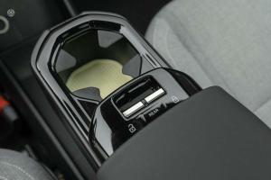 Dzeltens Volvo EX30 2024 Viļņa, ar dzinēja tilpumu 0.00 L un nobraukumu 70 tūkst. km par 32950 €, foto 36 vietnē AUTOMOTO.COM.LV