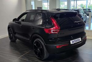 Melns Volvo EX40 2025 Šauļi, ar dzinēja tilpumu 0.00 L un nobraukumu 28 tūkst. km par 36900 €, foto 4 vietnē AUTOMOTO.COM.LV