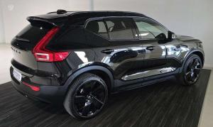 Melns Volvo EX40 2025 Šauļi, ar dzinēja tilpumu 0.00 L un nobraukumu 28 tūkst. km par 36900 €, foto 5 vietnē AUTOMOTO.COM.LV