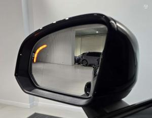 Melns Volvo EX40 2025 Šauļi, ar dzinēja tilpumu 0.00 L un nobraukumu 28 tūkst. km par 36900 €, foto 28 vietnē AUTOMOTO.COM.LV