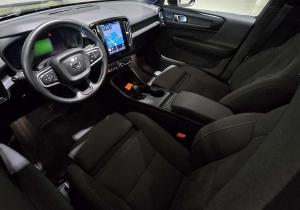 Melns Volvo EX40 2025 Šauļi, ar dzinēja tilpumu 0.00 L un nobraukumu 28 tūkst. km par 36900 €, foto 31 vietnē AUTOMOTO.COM.LV
