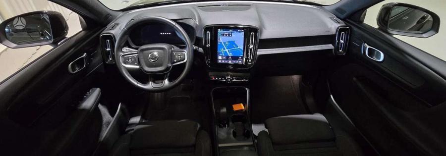 Melns Volvo EX40 2025 Šauļi, ar dzinēja tilpumu 0.00 L un nobraukumu 28 tūkst. km par 36900 €, foto 33 vietnē AUTOMOTO.COM.LV