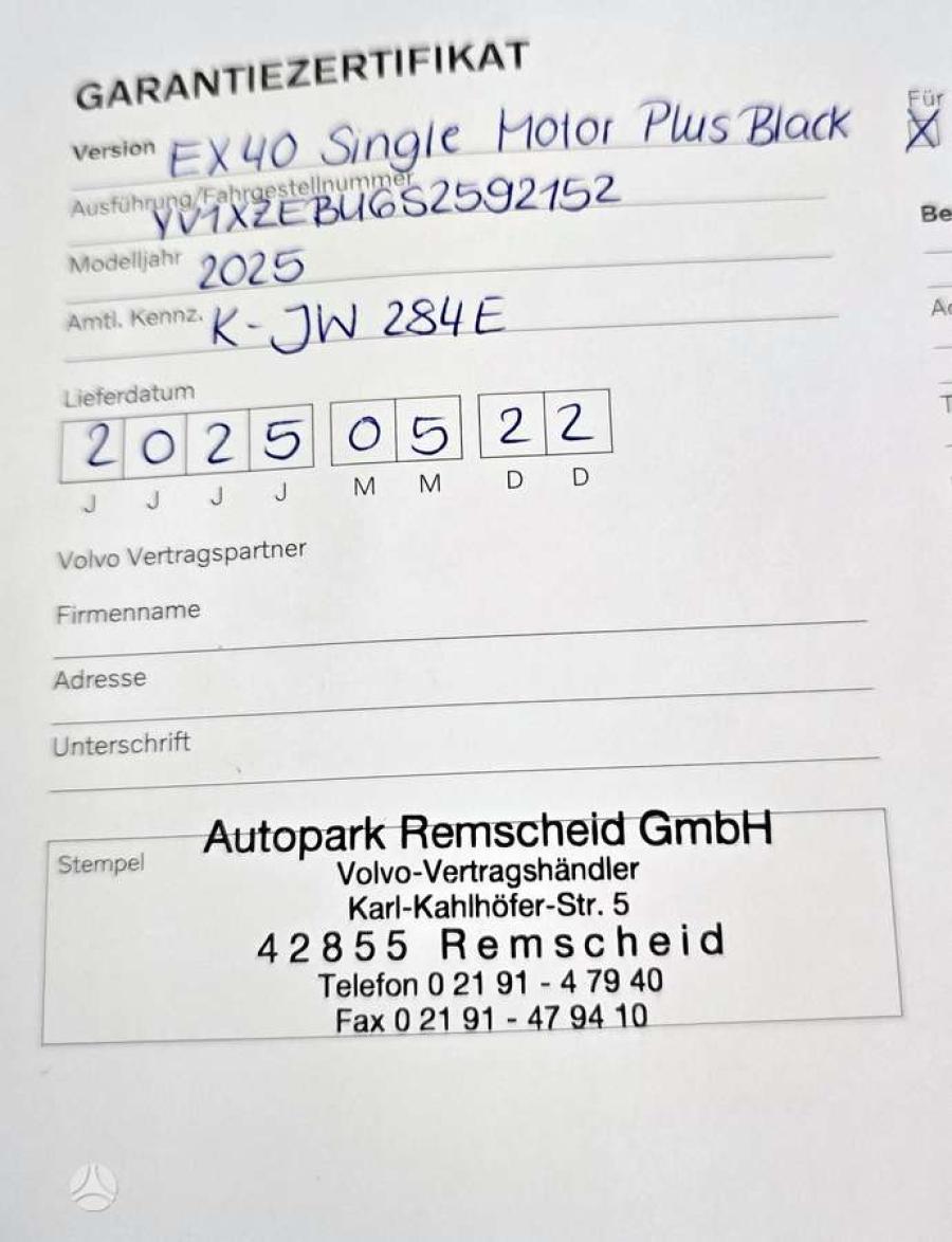 Melns Volvo EX40 2025 Šauļi, ar dzinēja tilpumu 0.00 L un nobraukumu 28 tūkst. km par 36900 €, foto 36 vietnē AUTOMOTO.COM.LV