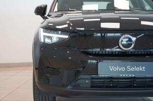 Black Volvo EX40 2026 in Vilnius, with an engine capacity of 0.00 L and mileage of 10 thousand km for 42900 €, photo 6 on AUTOMOTO.COM.LV