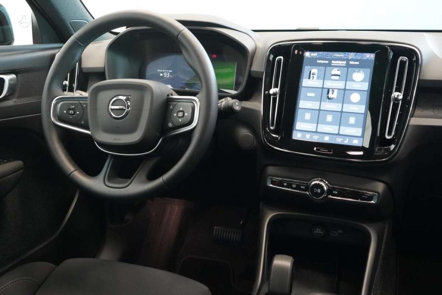 Black Volvo EX40 2026 in Vilnius, with an engine capacity of 0.00 L and mileage of 10 thousand km for 42900 €, photo 16 on AUTOMOTO.COM.LV