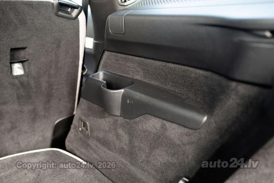 Grey Volvo EX90 2025 in Riga, with an engine capacity of 0.00 L and mileage of 8 thousand km for 73300 €, photo 19 on AUTOMOTO.COM.LV