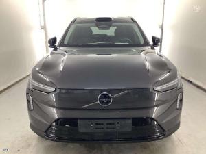 Pelēks Volvo EX90 2025 Viļņa, ar dzinēja tilpumu 0.00 L un nobraukumu 38 tūkst. km par 69590 €, foto 3 vietnē AUTOMOTO.COM.LV
