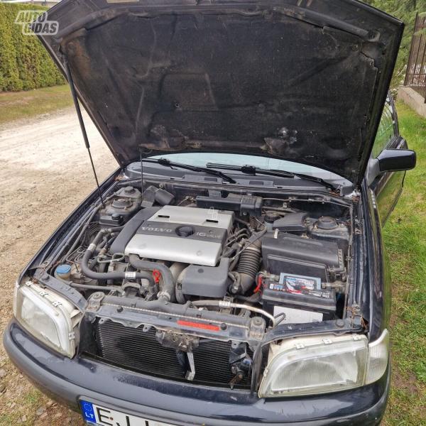 Melns Volvo S40 1997 Šauļi, ar dzinēja tilpumu 1.90 L un nobraukumu 117 tūkst. km par 650 €, foto 9 vietnē AUTOMOTO.COM.LV