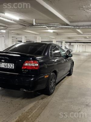 Melns Volvo S40 2003 Liepāja, ar dzinēja tilpumu 1.90 L un nobraukumu 168 tūkst. km par 750 €, foto 7 vietnē AUTOMOTO.COM.LV