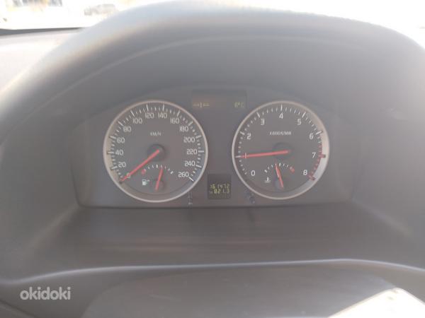Melns Volvo S40 2004 Tallina, ar dzinēja tilpumu 0.00 L un nobraukumu 0 tūkst. km par 3400 €, foto 7 vietnē AUTOMOTO.COM.LV