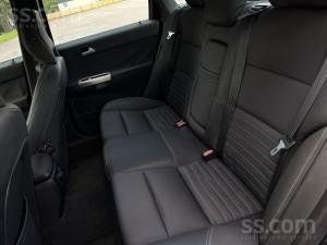 Melns Volvo S40 2004 Valmiera, ar dzinēja tilpumu 2.40 L un nobraukumu 403 tūkst. km par 1650 €, foto 8 vietnē AUTOMOTO.COM.LV