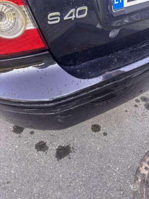 Черный Вольво С40 2004 в Каунас, объемом двигателя 2.00 л и пробегом 300 тыс. км за 1800 €, фото 13 на AUTOMOTO.COM.LV
