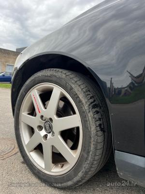 Black Volvo S40 2004 in Narva, with an engine capacity of 2.00 L and mileage of 297 thousand km for 1999 €, photo 14 on AUTOMOTO.COM.LV