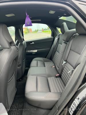 Black Volvo S40 2004 in Narva, with an engine capacity of 2.00 L and mileage of 297 thousand km for 1999 €, photo 16 on AUTOMOTO.COM.LV