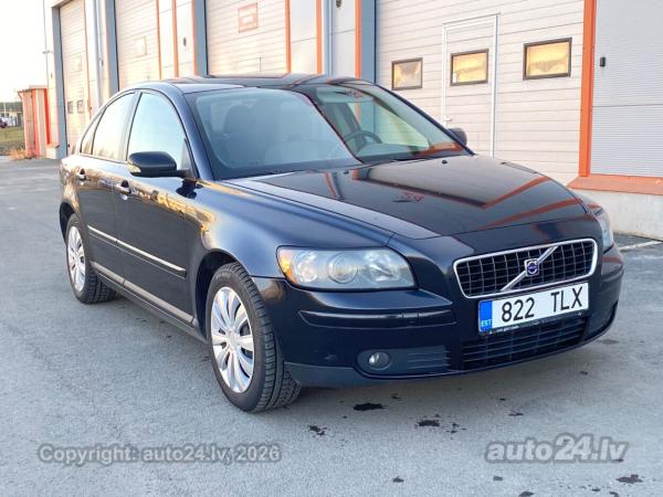 Melns Volvo S40 2005 Tartu, ar dzinēja tilpumu 2.40 L un nobraukumu 422 tūkst. km par 2790 €, foto 2 vietnē AUTOMOTO.COM.LV