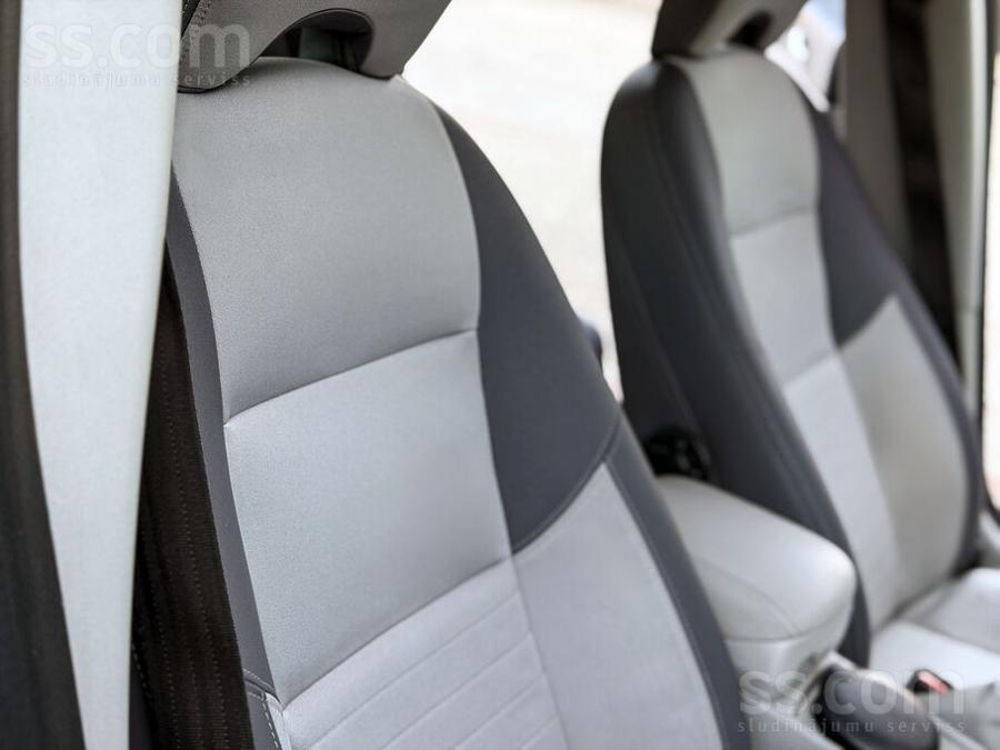 Melns Volvo S40 2005 Rīga, ar dzinēja tilpumu 2.00 L un nobraukumu 232 tūkst. km par 2950 €, foto 16 vietnē AUTOMOTO.COM.LV
