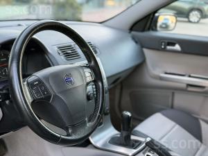Melns Volvo S40 2005 Rīga, ar dzinēja tilpumu 2.00 L un nobraukumu 232 tūkst. km par 2950 €, foto 20 vietnē AUTOMOTO.COM.LV
