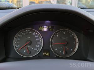 Melns Volvo S40 2005 Rīga, ar dzinēja tilpumu 2.00 L un nobraukumu 232 tūkst. km par 2950 €, foto 22 vietnē AUTOMOTO.COM.LV