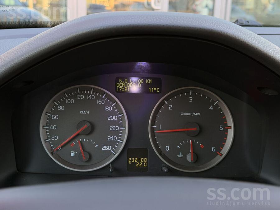 Melns Volvo S40 2005 Rīga, ar dzinēja tilpumu 2.00 L un nobraukumu 232 tūkst. km par 2950 €, foto 22 vietnē AUTOMOTO.COM.LV