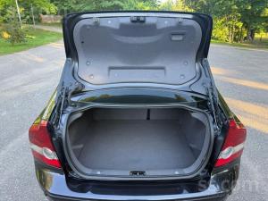 Black Volvo S40 2005 in Talsi, with an engine capacity of 1.60 L and mileage of 212 thousand km for 790 €, photo 9 on AUTOMOTO.COM.LV