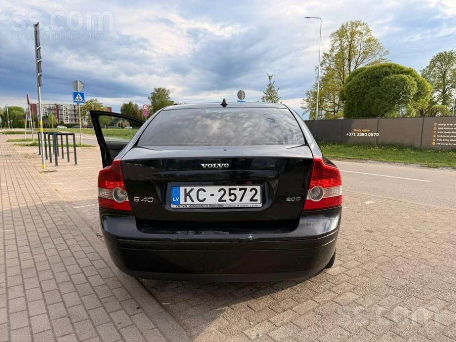Черный Вольво С40 2005 в Рига, объемом двигателя 2.00 л и пробегом 290 тыс. км за 1600 €, фото 15 на AUTOMOTO.COM.LV