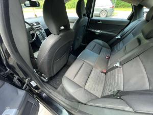 Melns Volvo S40 2005 Viļņa, ar dzinēja tilpumu 2.44 L un nobraukumu 300 tūkst. km par 1600 €, foto 8 vietnē AUTOMOTO.COM.LV