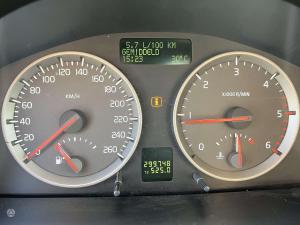 Melns Volvo S40 2005 Kauņa, ar dzinēja tilpumu 1.56 L un nobraukumu 300 tūkst. km par 1600 €, foto 16 vietnē AUTOMOTO.COM.LV