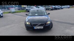 Melns Volvo S40 2005 Rīga, ar dzinēja tilpumu 1.80 L un nobraukumu 239 tūkst. km par 550 €, foto 1 vietnē AUTOMOTO.COM.LV