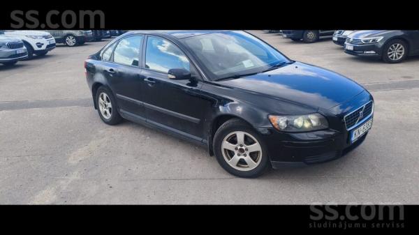 Melns Volvo S40 2005 Rīga, ar dzinēja tilpumu 1.80 L un nobraukumu 239 tūkst. km par 550 €, foto 5 vietnē AUTOMOTO.COM.LV