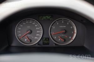 Черный Вольво С40 2005 в Рига, объемом двигателя 2.40 л и пробегом 293 тыс. км за 2790 €, фото 19 на AUTOMOTO.COM.LV
