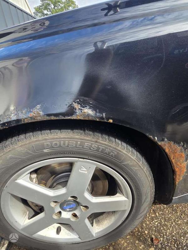 Melns Volvo S40 2005 Klaipėda, ar dzinēja tilpumu 2.00 L un nobraukumu 354 tūkst. km par 1200 €, foto 6 vietnē AUTOMOTO.COM.LV